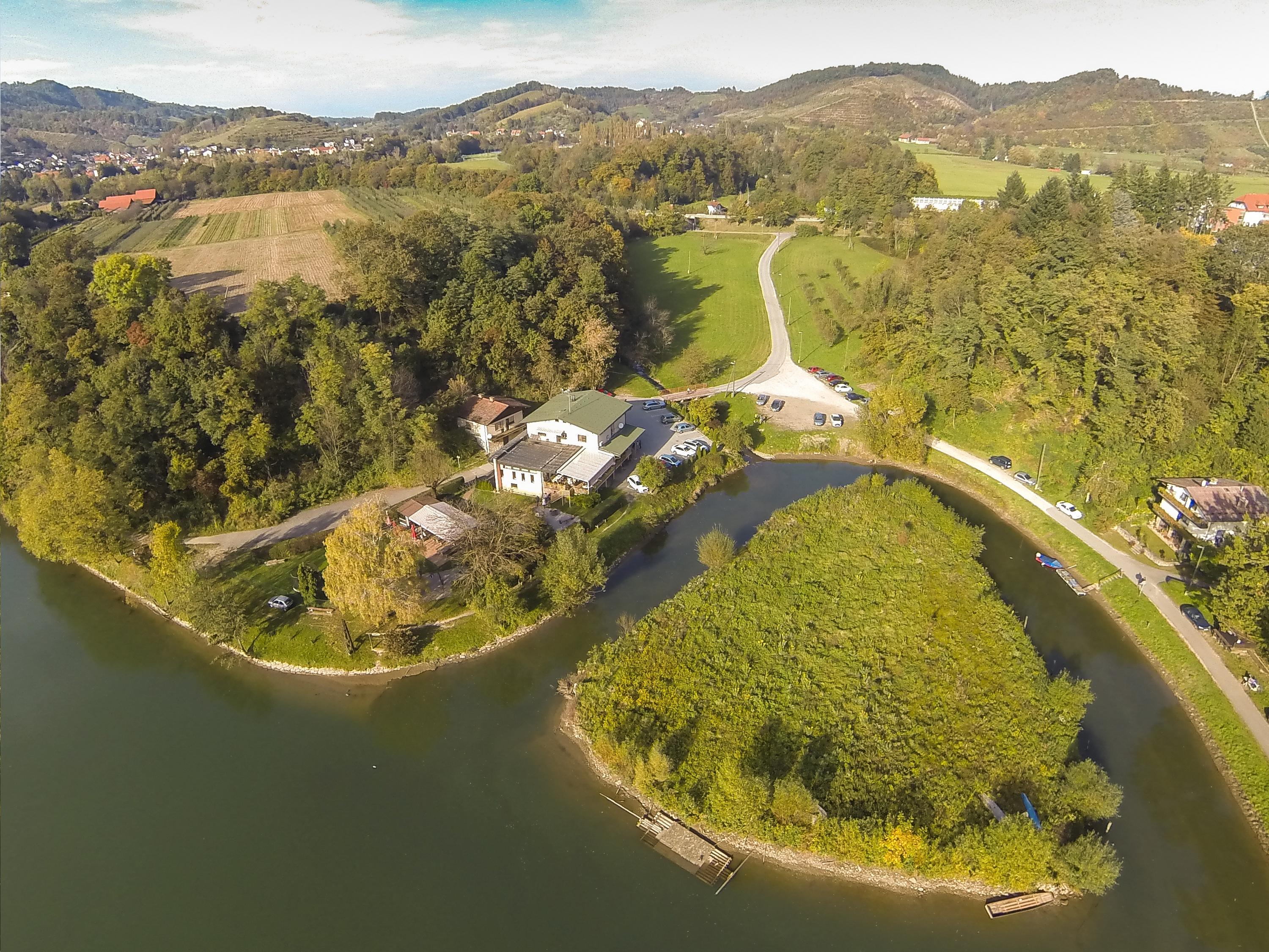 Gostilna Koblarjev Zaliv v Mariboru